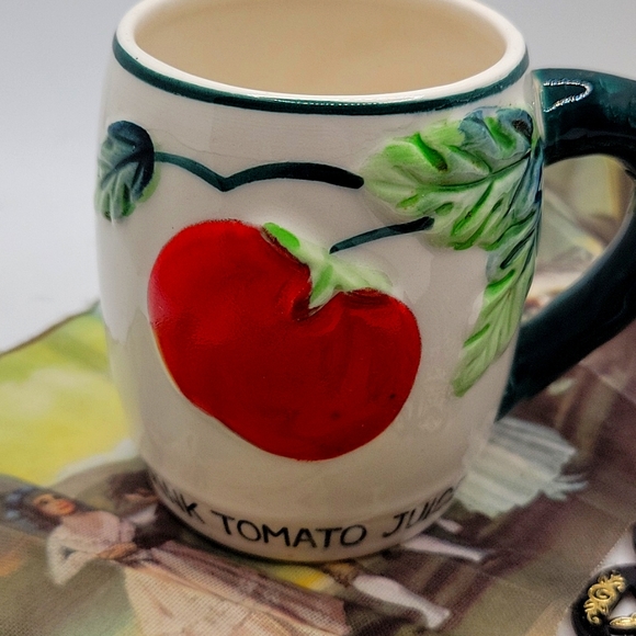 Kitchen | Vintage Tomatoe Mug | Poshmark